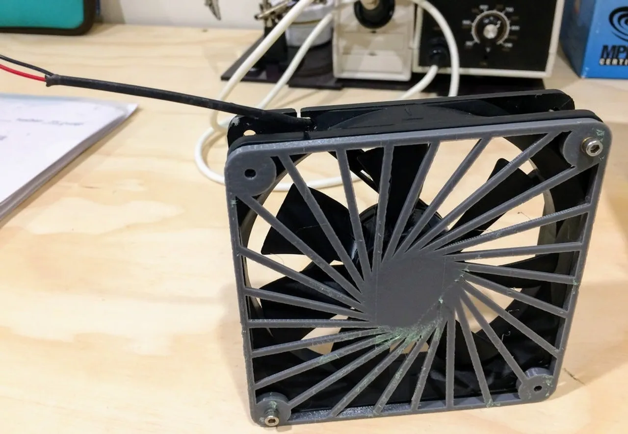 120mm Fan Cover by CD_FER | Download free STL model | Printables.com