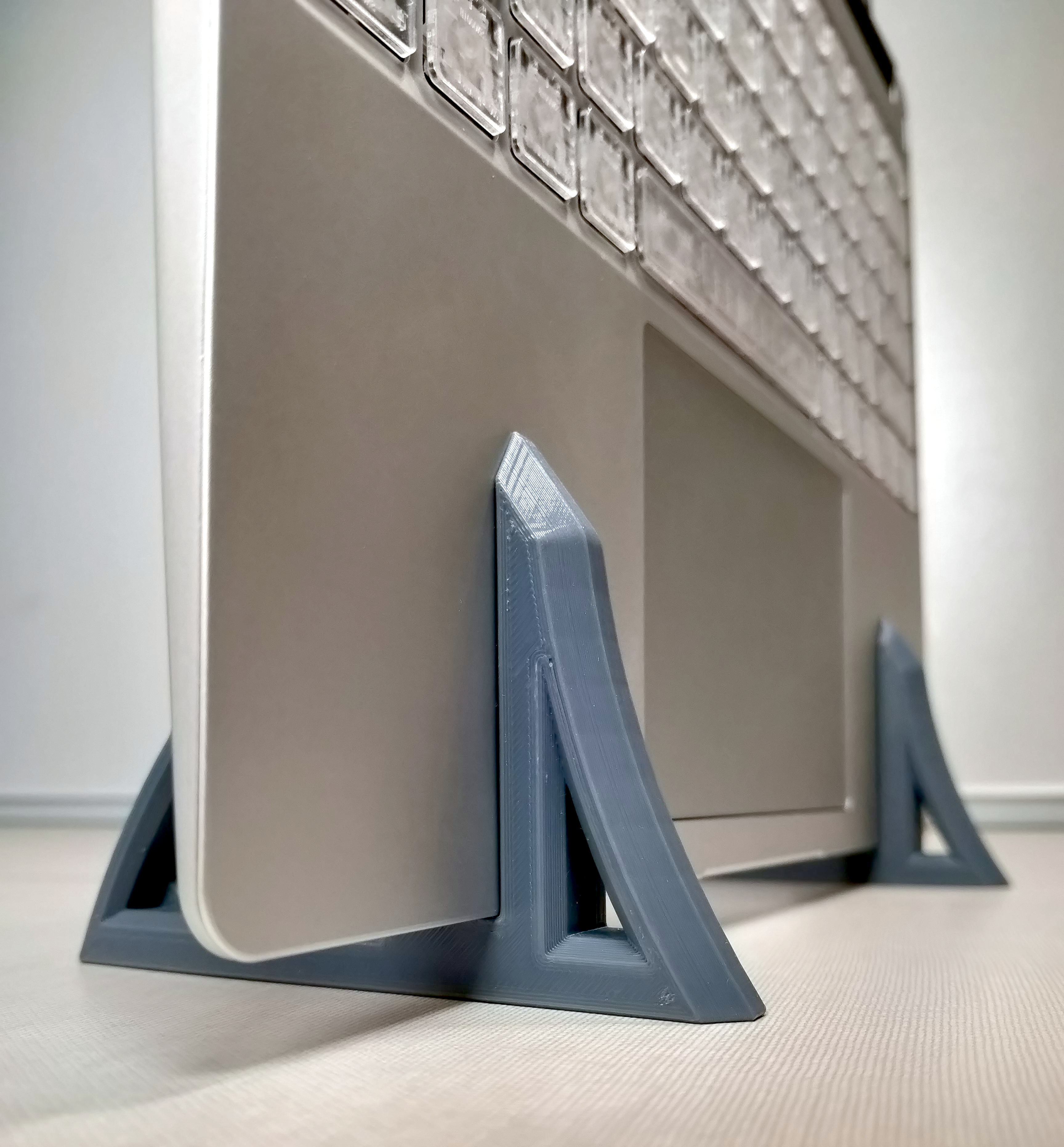Framework 13 Vertical Laptop Stand by antonok | Download free STL model ...