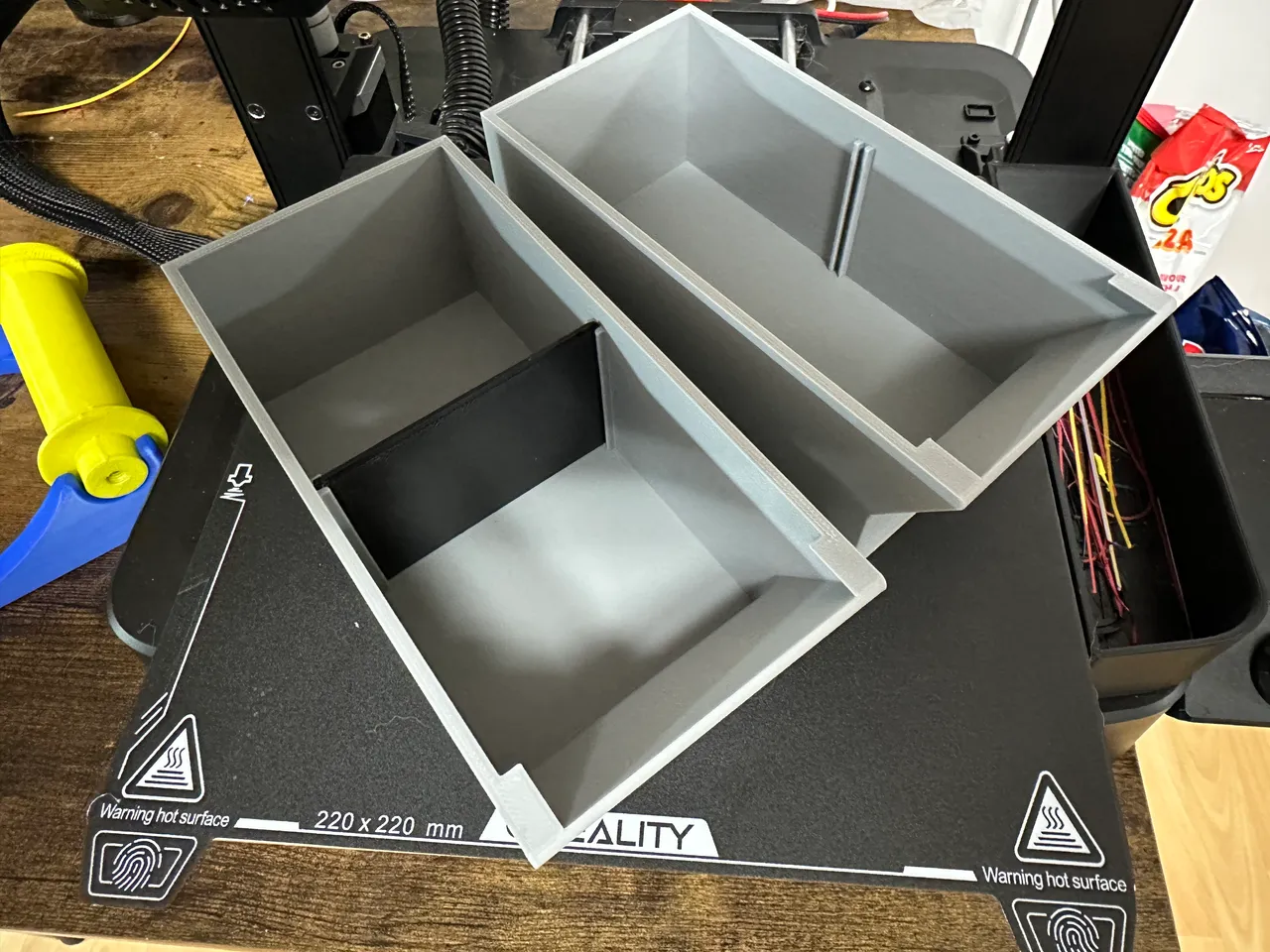 Stackable Box with separator by maxinike | Download free STL model ...