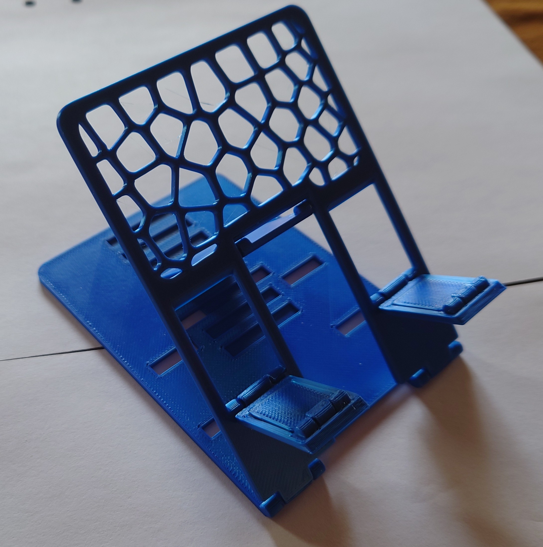 Phone Stand Foldable Print-In-Place by gillis | Download free STL model ...