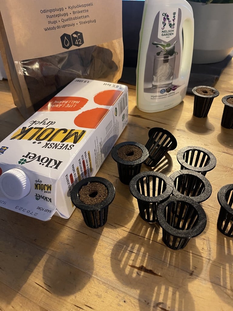 Hydroponic growing cups par Wallesurf | Téléchargez gratuitement un ...