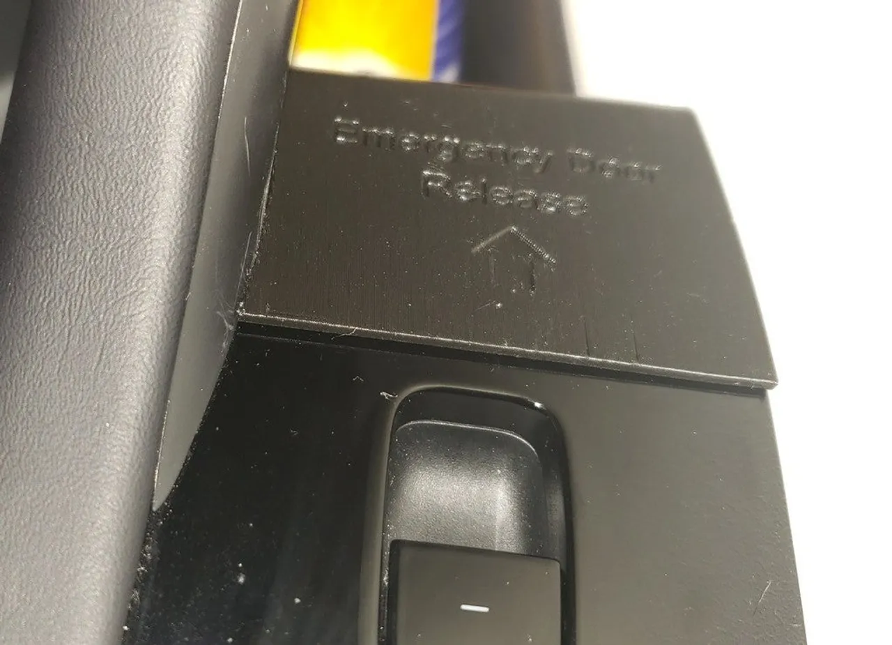 Tesla Model3 ModelY Emergency Door Release Cover by TickTock | Download ...