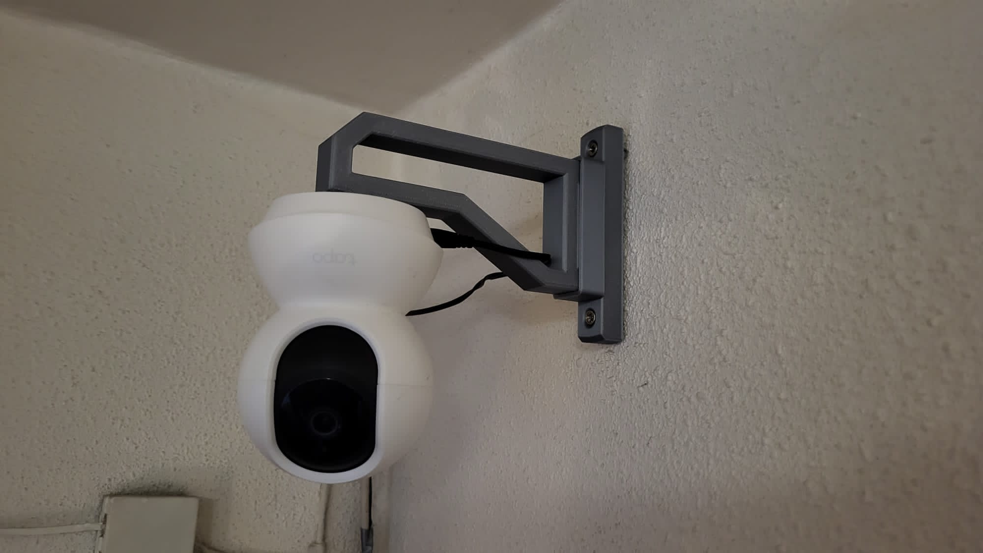 WiFi Camera Wall Mount (Tapo C210) - remix by AdrianM. | Download free ...