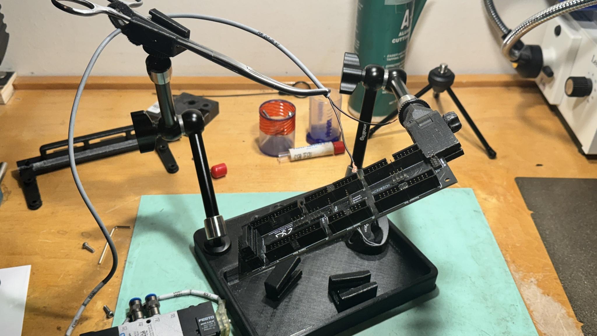 Not F'ing Around 3rd Hand by Trillium_Atelier | Download free STL model ...