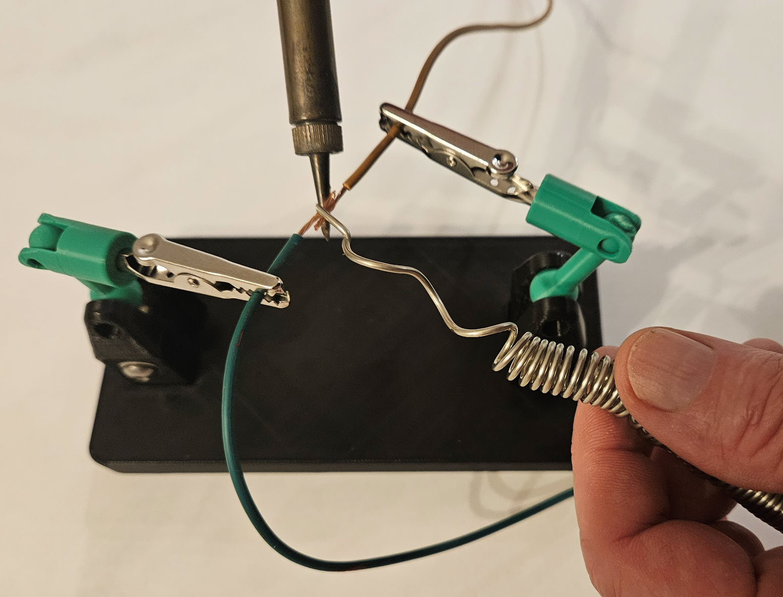 Solder Station for soldering two wire together by Kzneft | Download ...