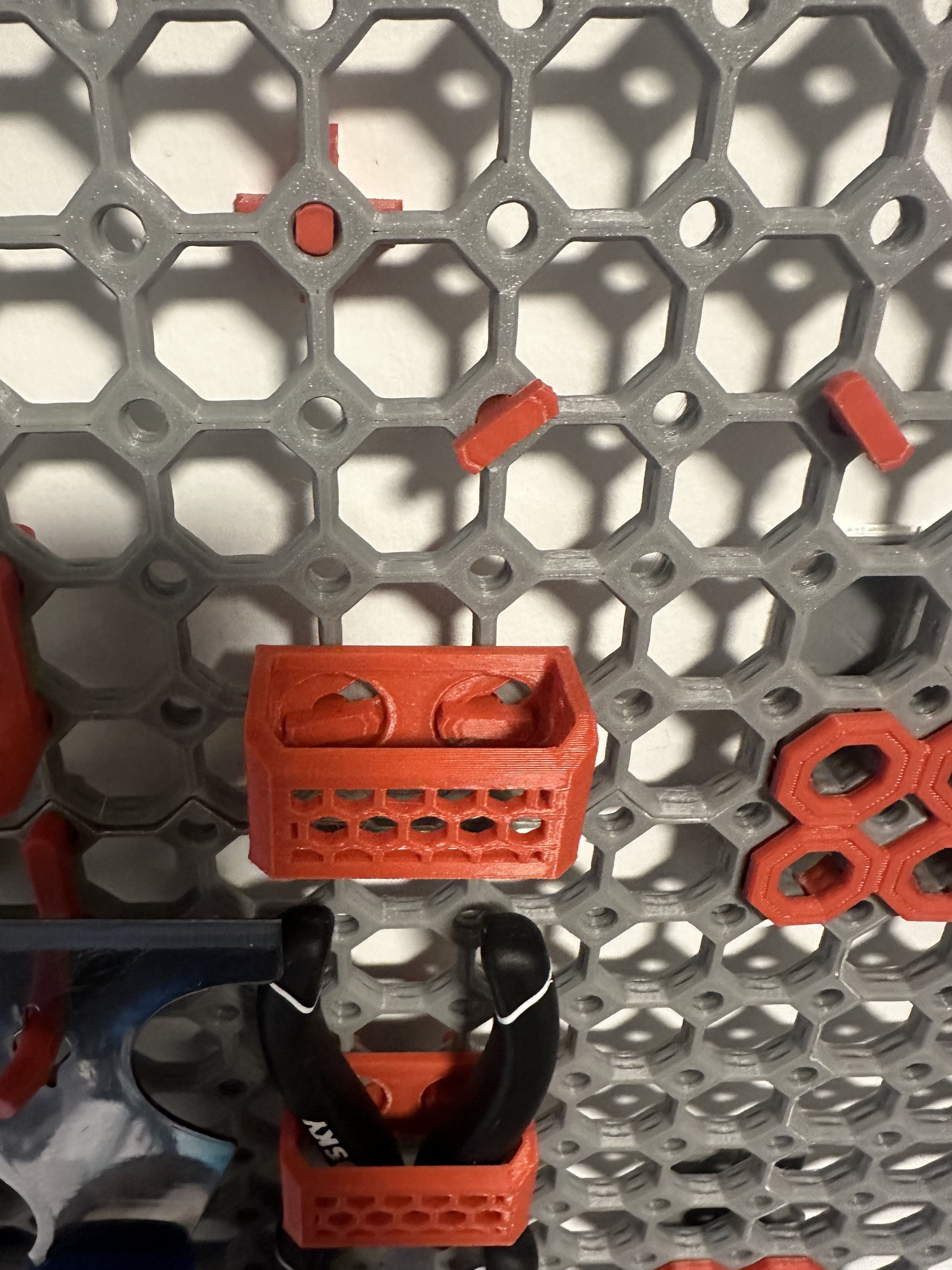 Parametric Vertical Mounted Multiboard Bins by finntasticg | Download ...