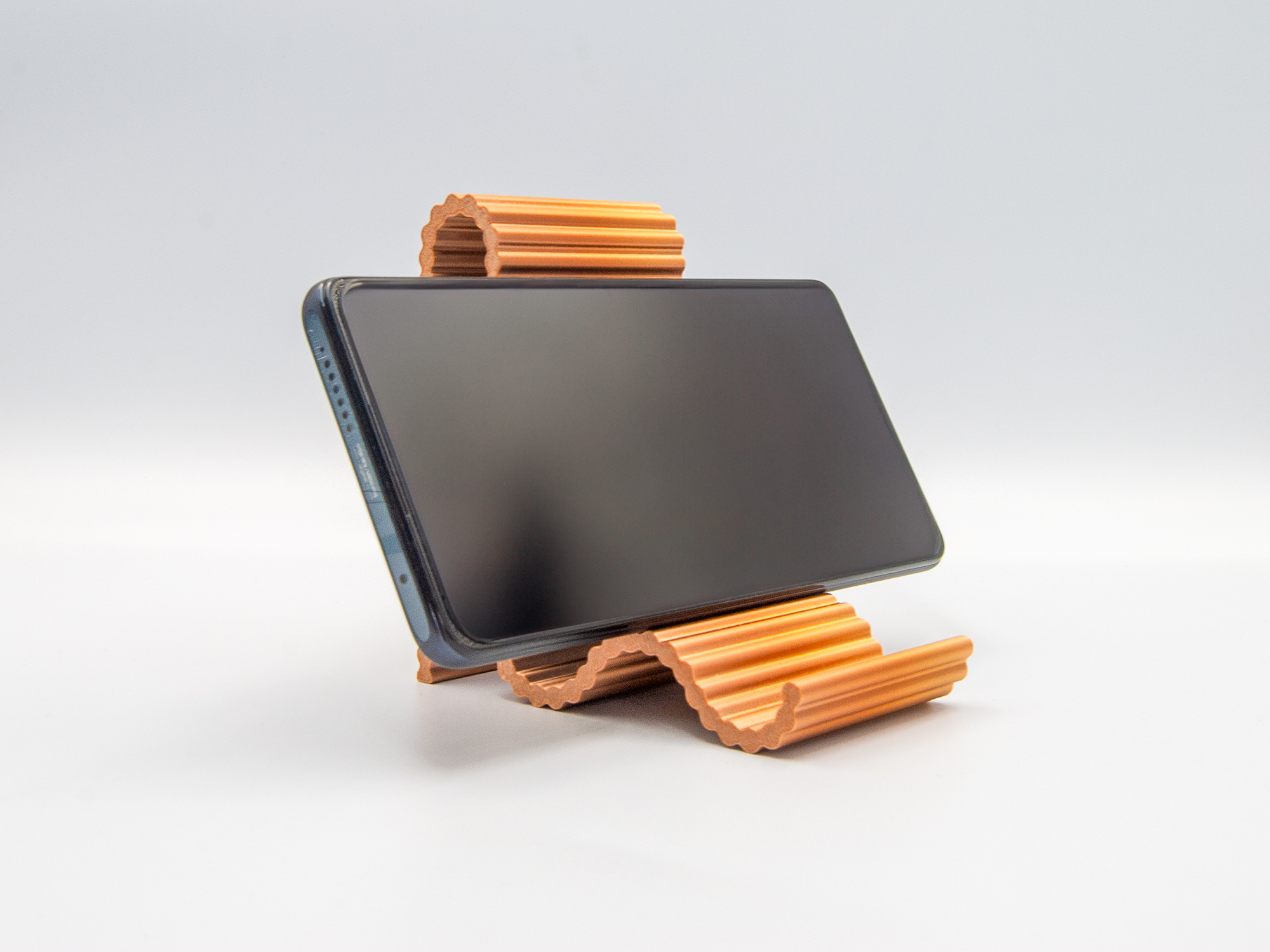 Phone Stand by Bamingo Design | Download free STL model | Printables.com