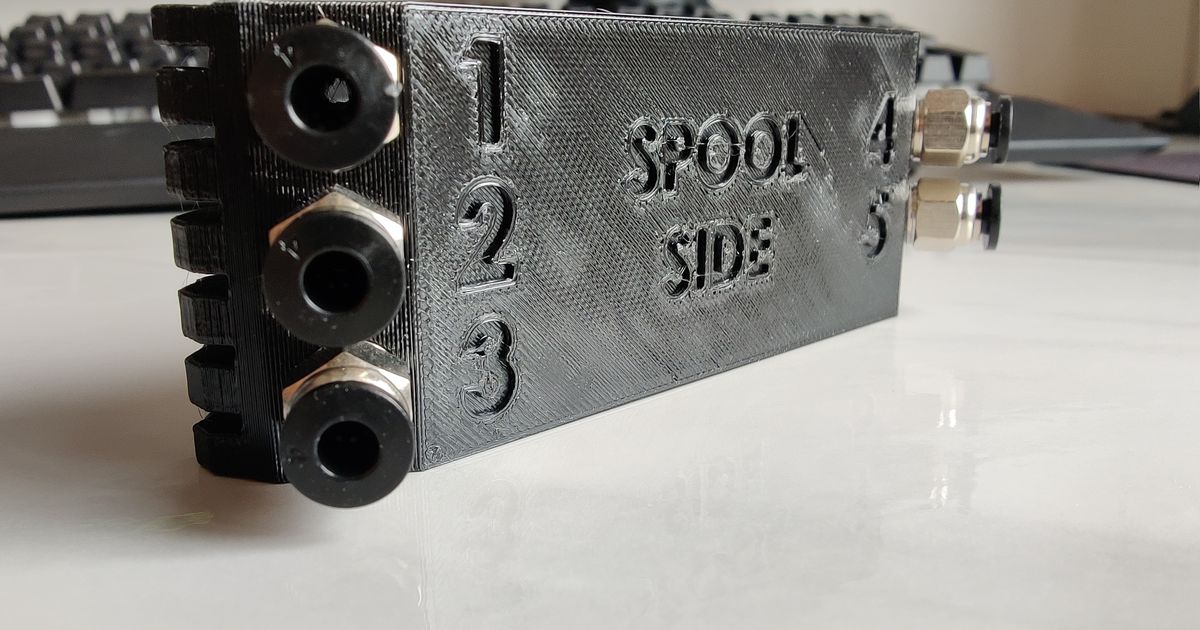 Prusa MMU2 filament buffer by Celta | Download free STL model ...