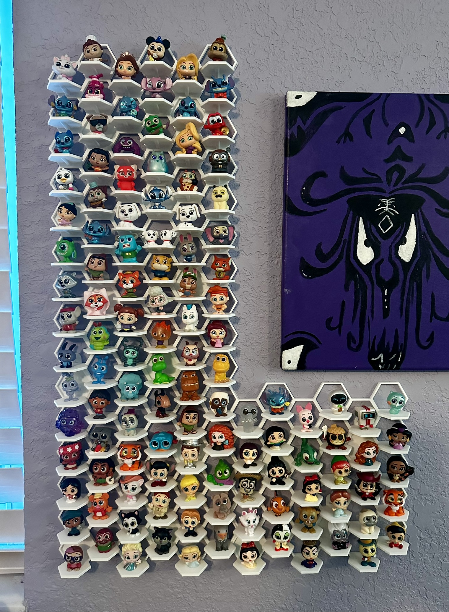 Mini Hexagon Shelves for Disney Doorables by GenerlAce | Download free ...