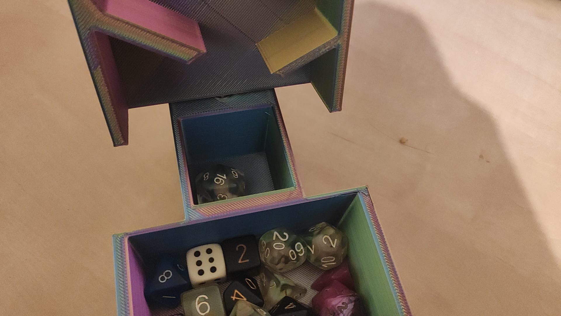 Dice tower/box by simonioos | Download free STL model | Printables.com