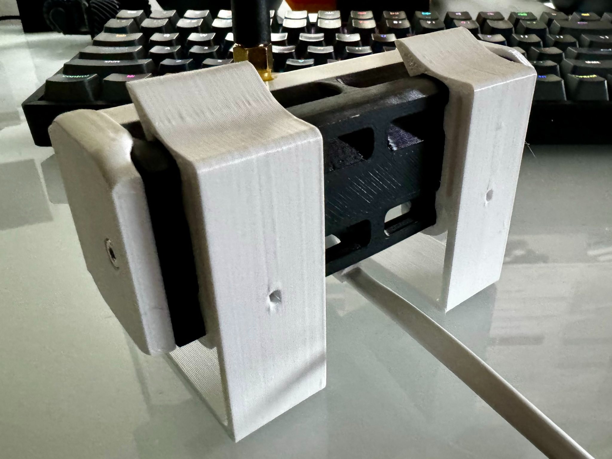 TBeam v1.1 Quick Release Desk Stand by PosterBored | Download free STL ...
