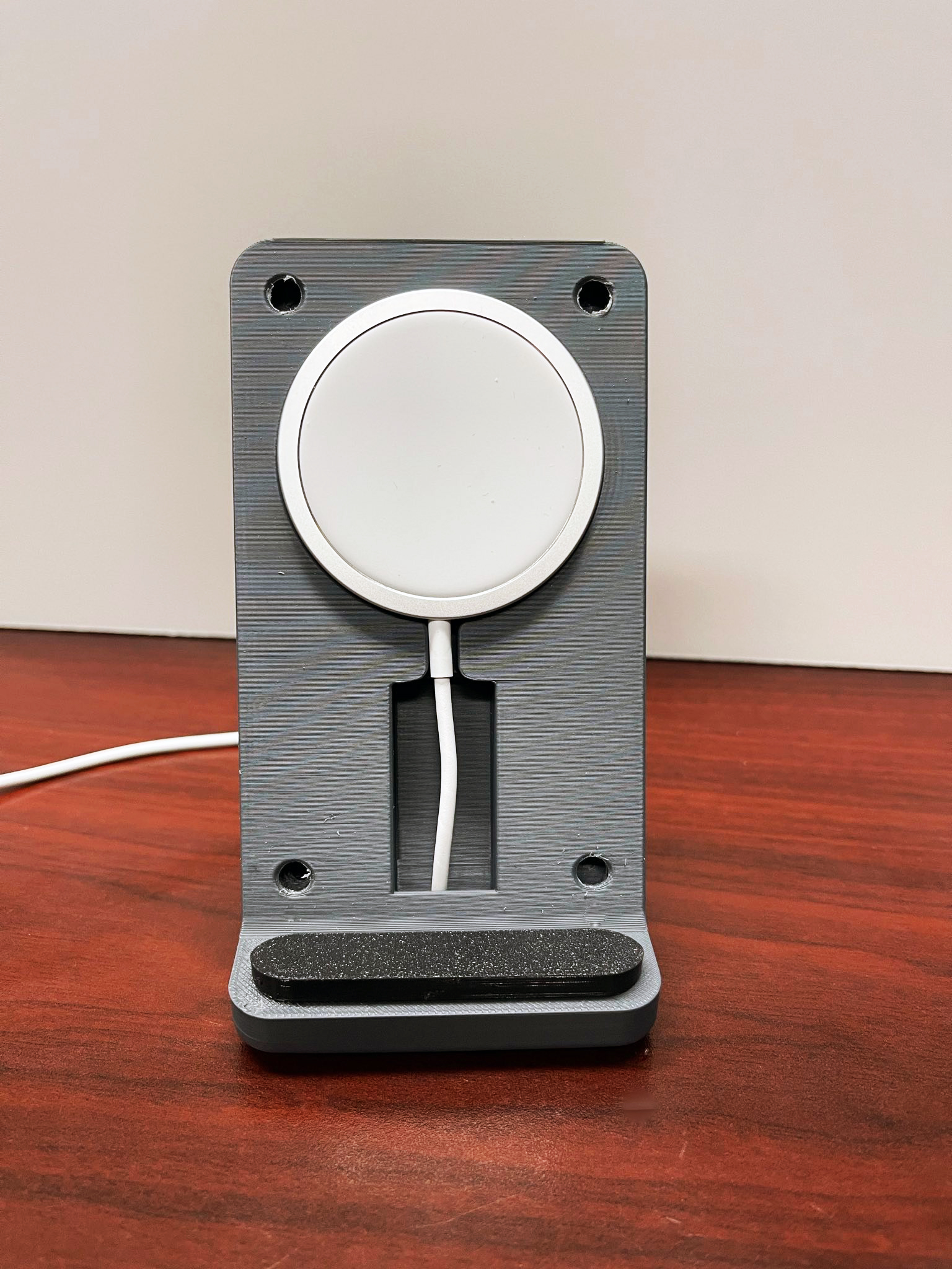 iPhone MagSafe Stand Based Off the Nomad Base Station Stand by Tony ...