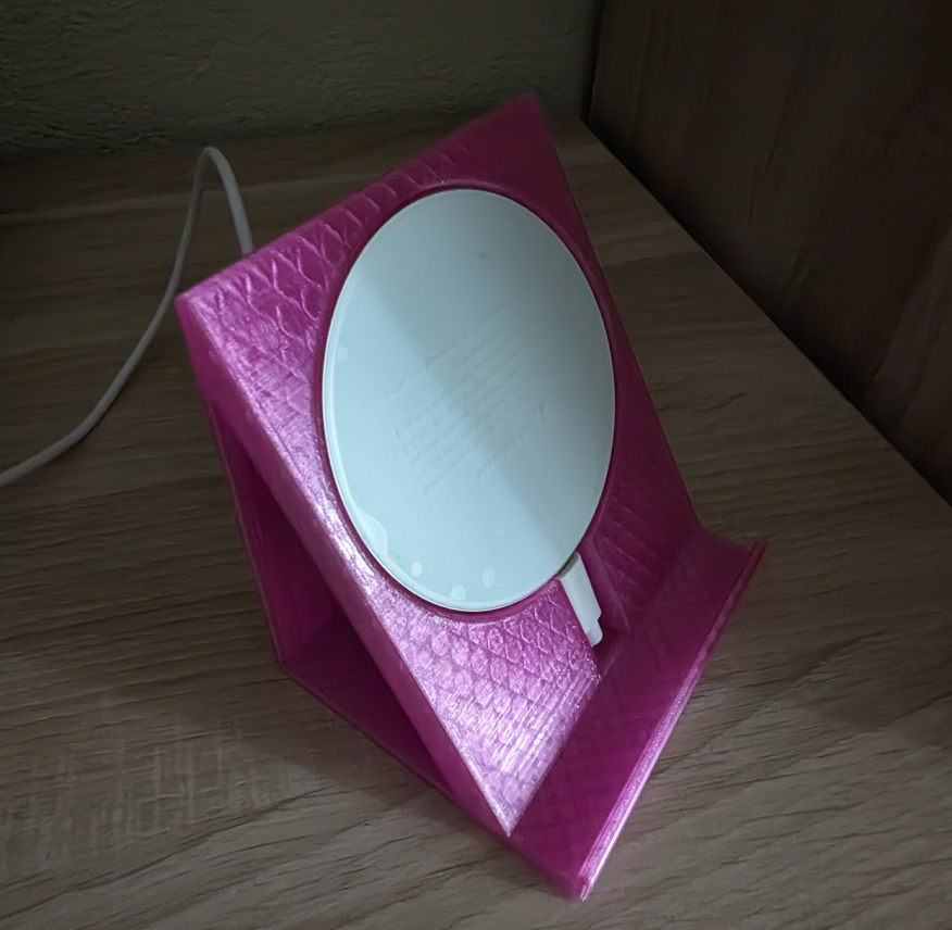 Multiboard QI Wireless Stand 90mm x 8 by Stephan | Download free STL ...