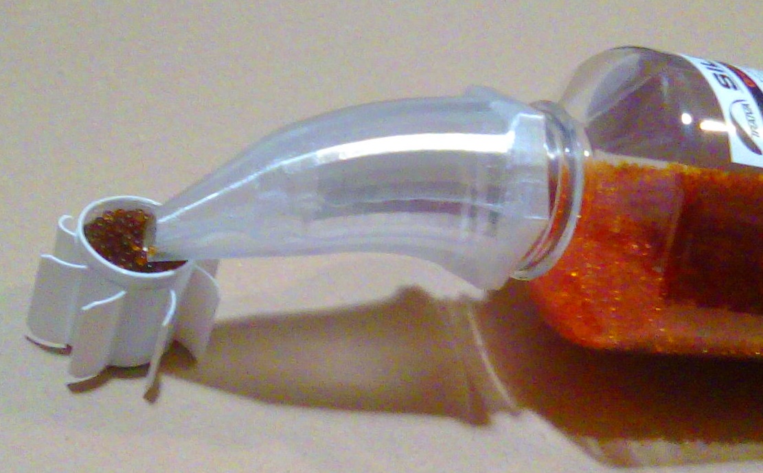 Threaded funnel for 800g Silicagel container by Jiří Šilhavík ...