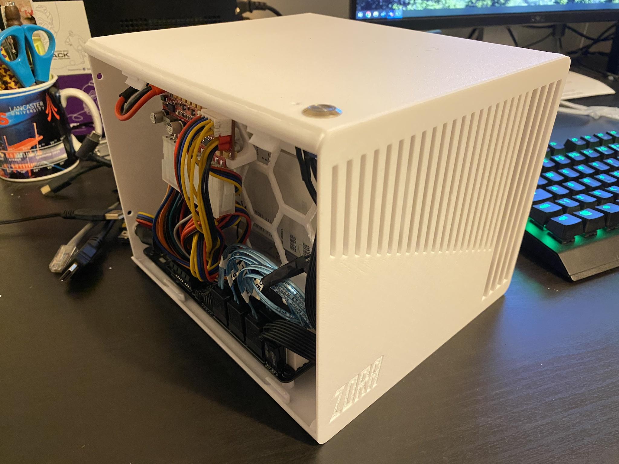 Zora: 5-drive Mini-ITX NAS by araines | Download free STL model ...