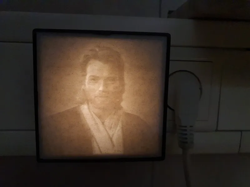 Obi Wan - Mörkrädd Night Lamp - litophane by yahbluez - MakerWorld