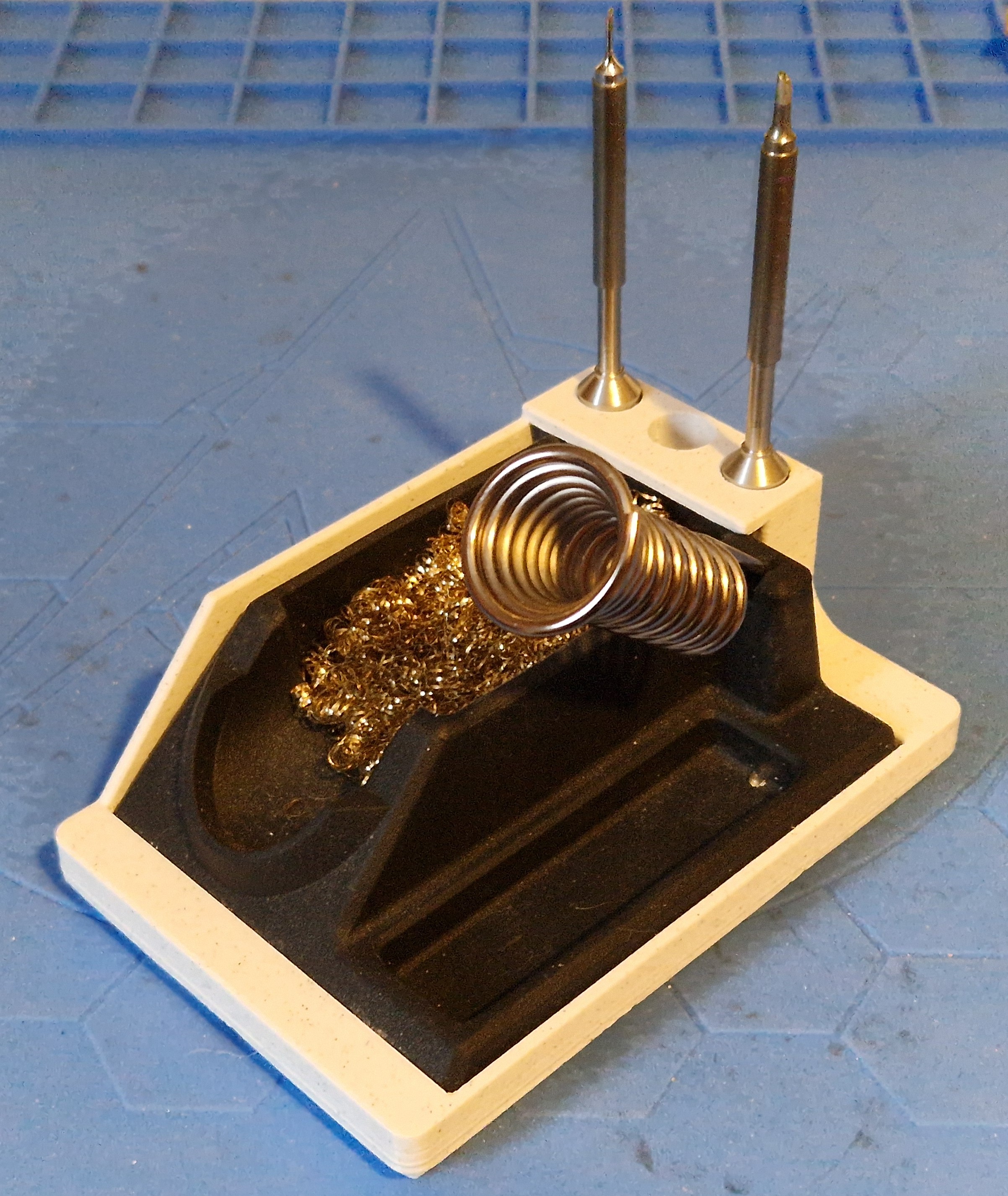 Gridfinity Ersa Pico Holder w/ TS100/Pinecil Tip Storage by Dakoriki ...