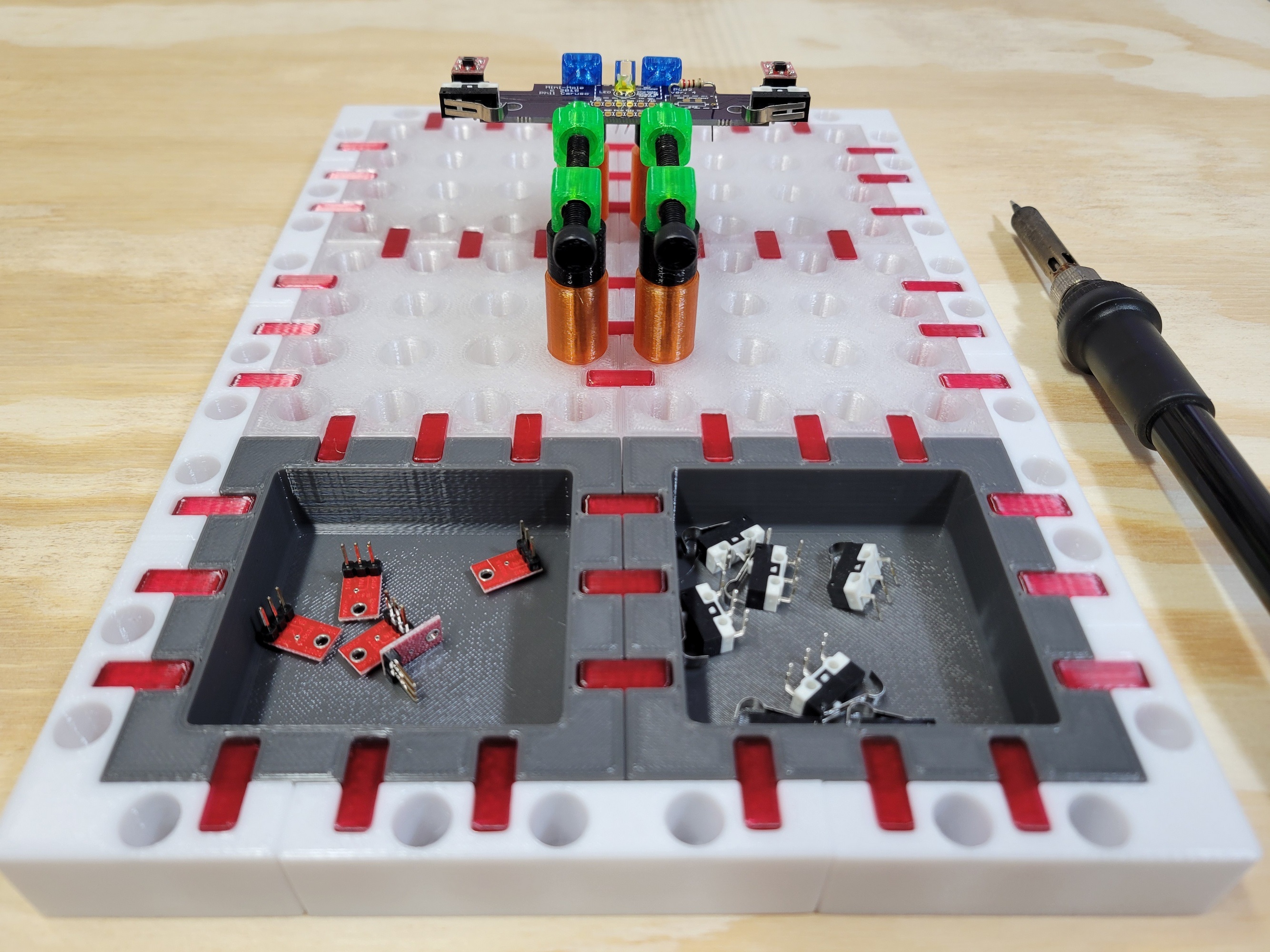Modular PCB Holder System by Phil Caruso | Download free STL model ...
