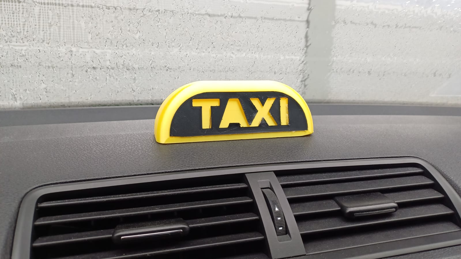 Taxi-sign by Johannes Lamatsch | Download free STL model | Printables.com