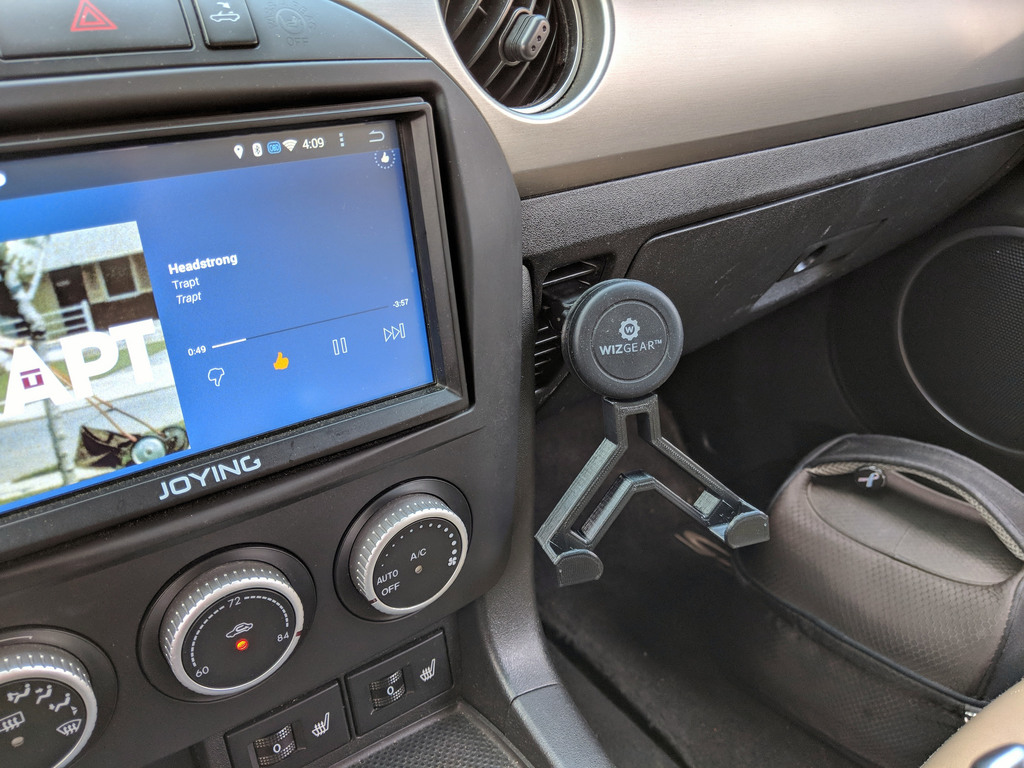 More Secure Magnetic Car Mount by Andrew Skemp | Download free STL ...