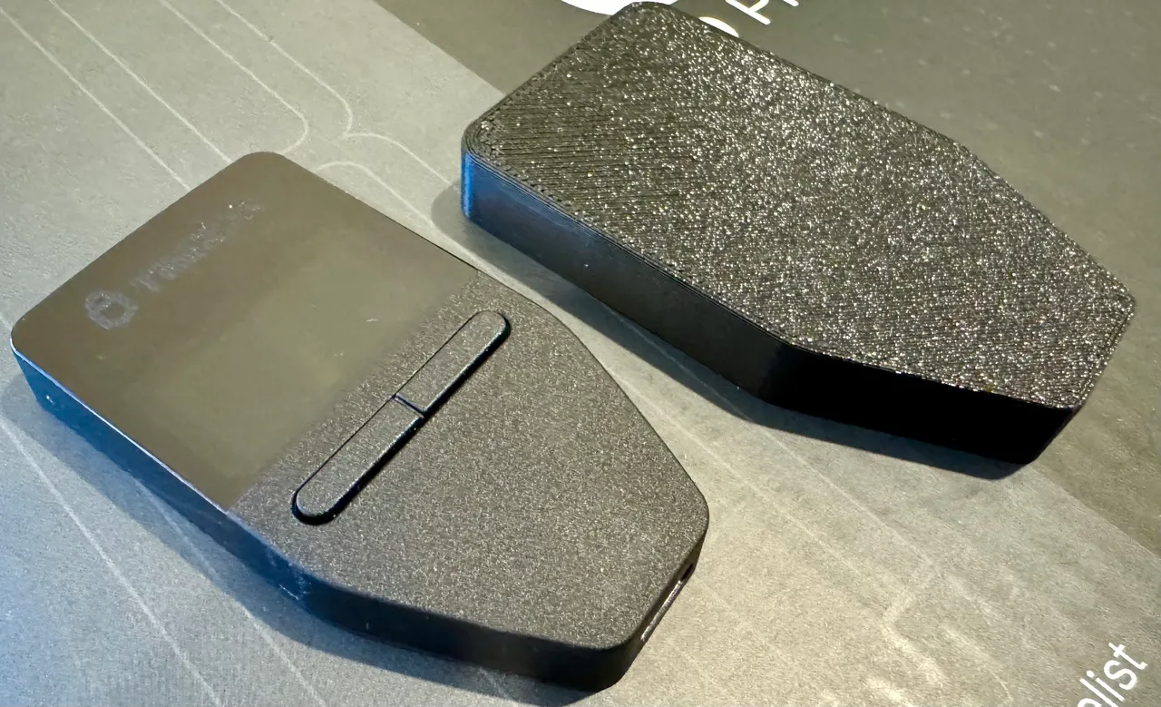 Trezor Safe 3 screen protector by stikyworld | Download free STL model ...