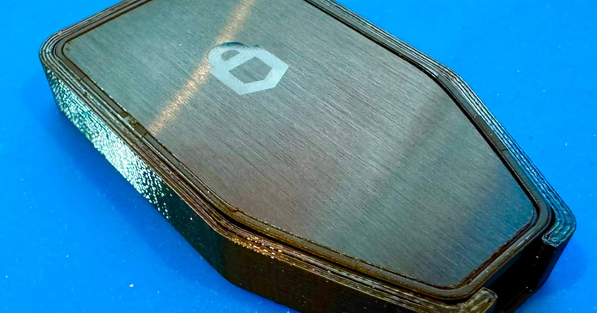 Trezor Safe 3 screen protector by stikyworld | Download free STL model ...