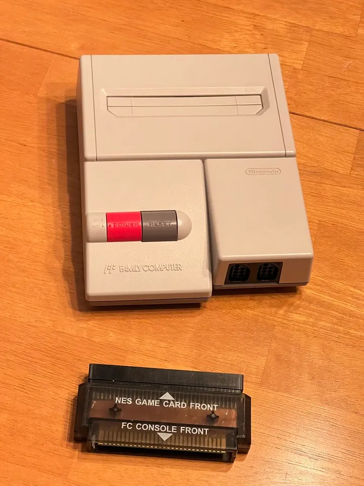 Improved shell for NES 72 to Famicom 60 pin adapter by Guybrush T ...