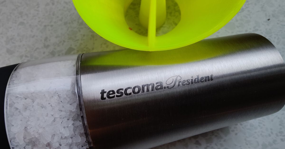 Double funnel for refilling a Tescoma President salt/pepper dispenser ...