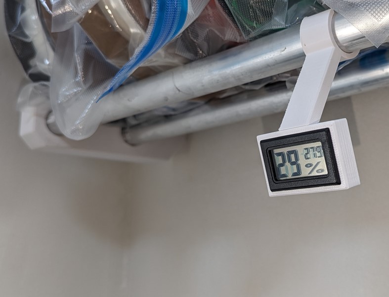 Humidity/temperature sensor holder for 25mm tube by aklabs | Download ...