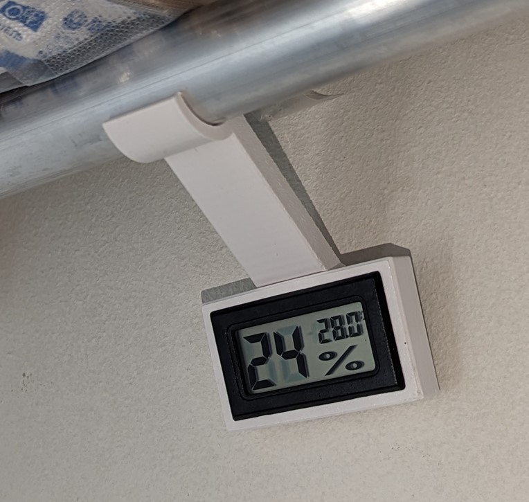Humidity/temperature sensor holder for 25mm tube by aklabs | Download ...