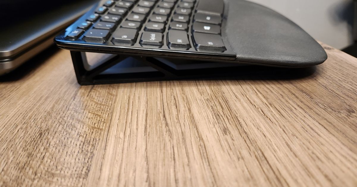 MS Ergonomic Keyboard Risers by Dale Alleshouse | Download free STL ...