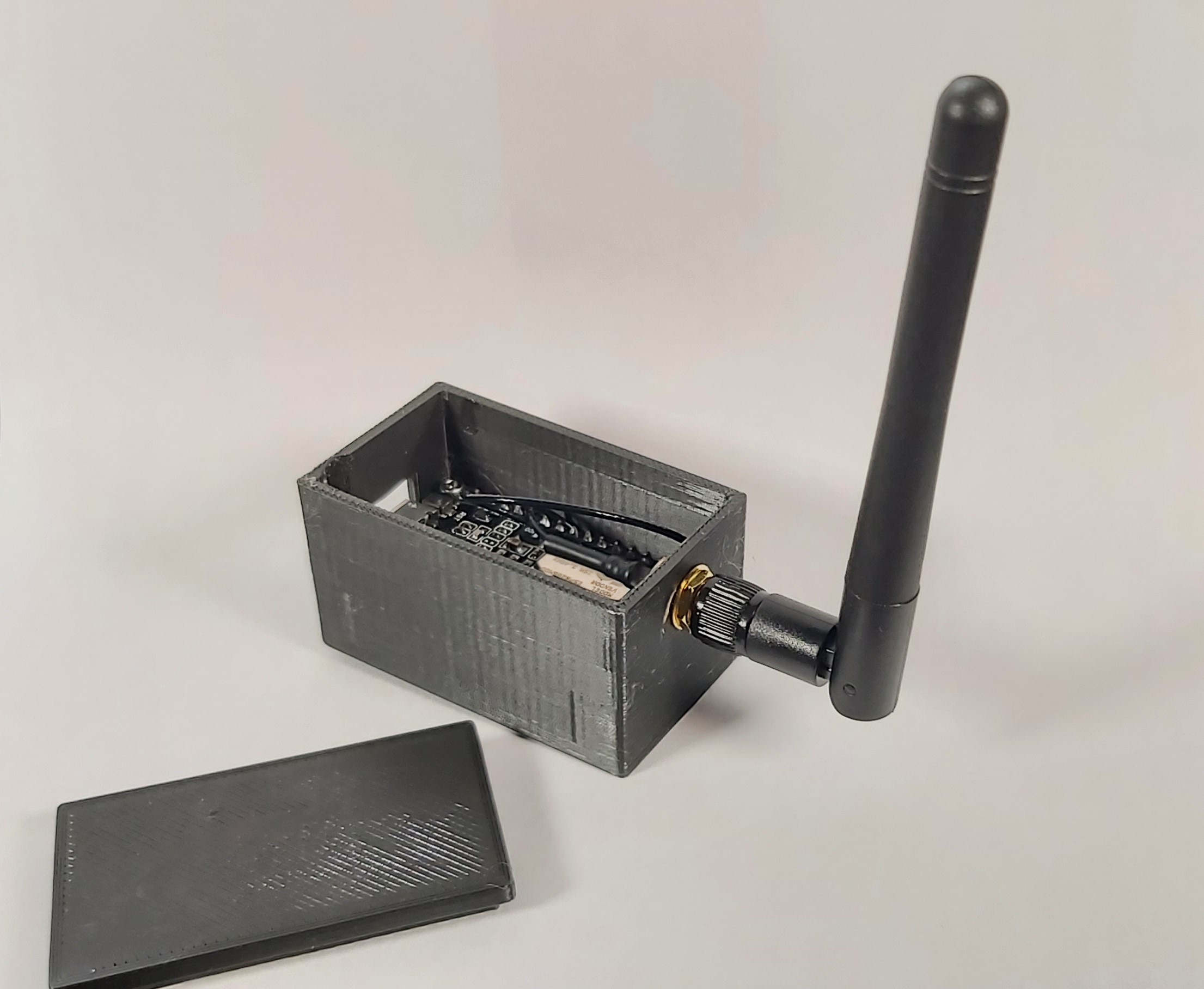 Esp8266 enclosure with an extra antenna mount by LuBi Tech | Download ...