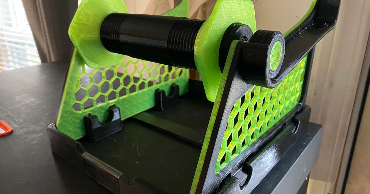 2kg Axel for Silent Auto-Rewinding Spool Holder by Squidies | Download ...