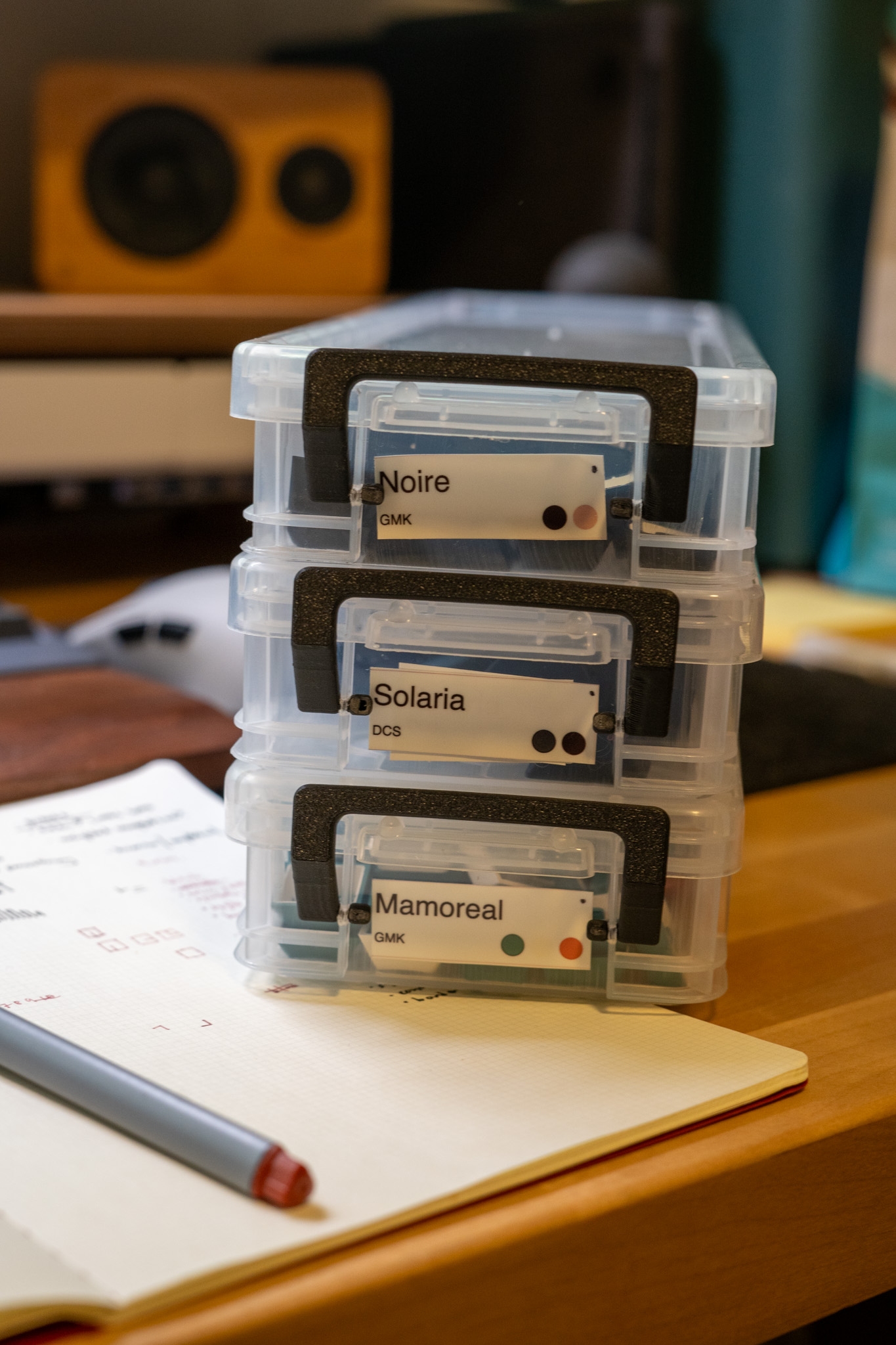 Low profile latches for Suclain Extra Large Pencil Boxes + Divider by ...