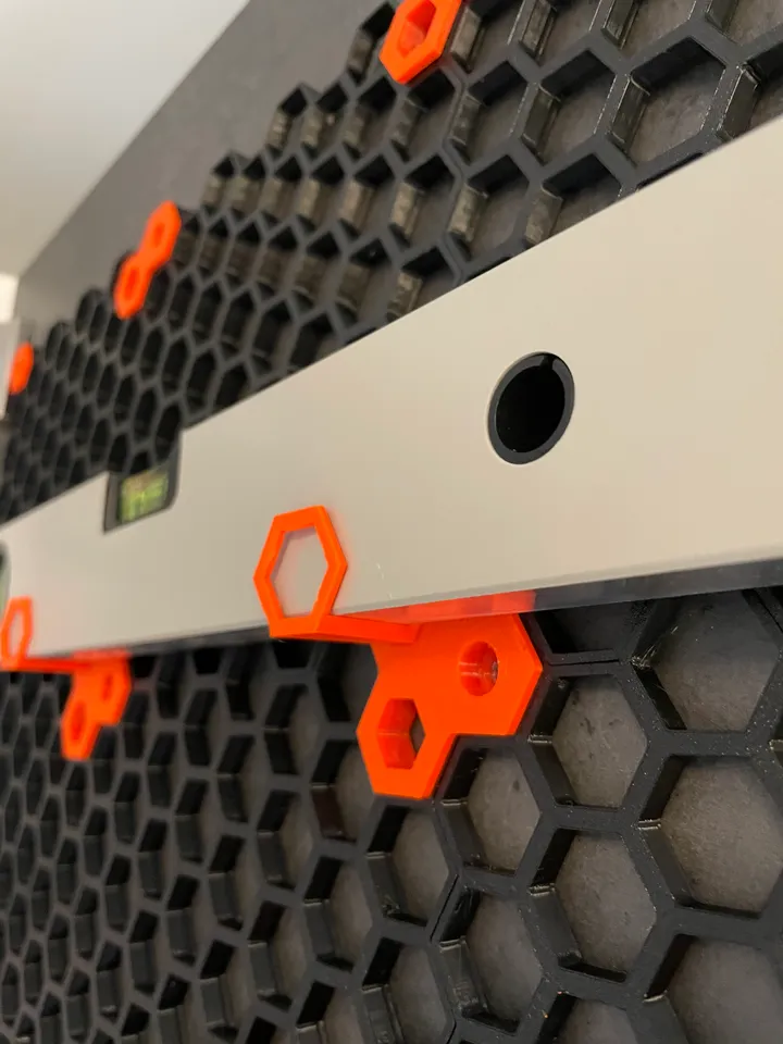 Spirit Level Holder for HSW (Honeycomb Storage Wall) by Daniel ...
