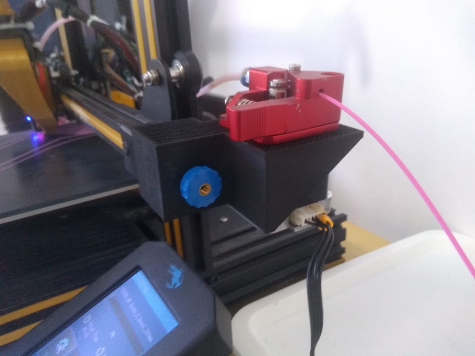 Ender 3 V2 Extruder On Right + Longer Spool Arm by William Wusik ...