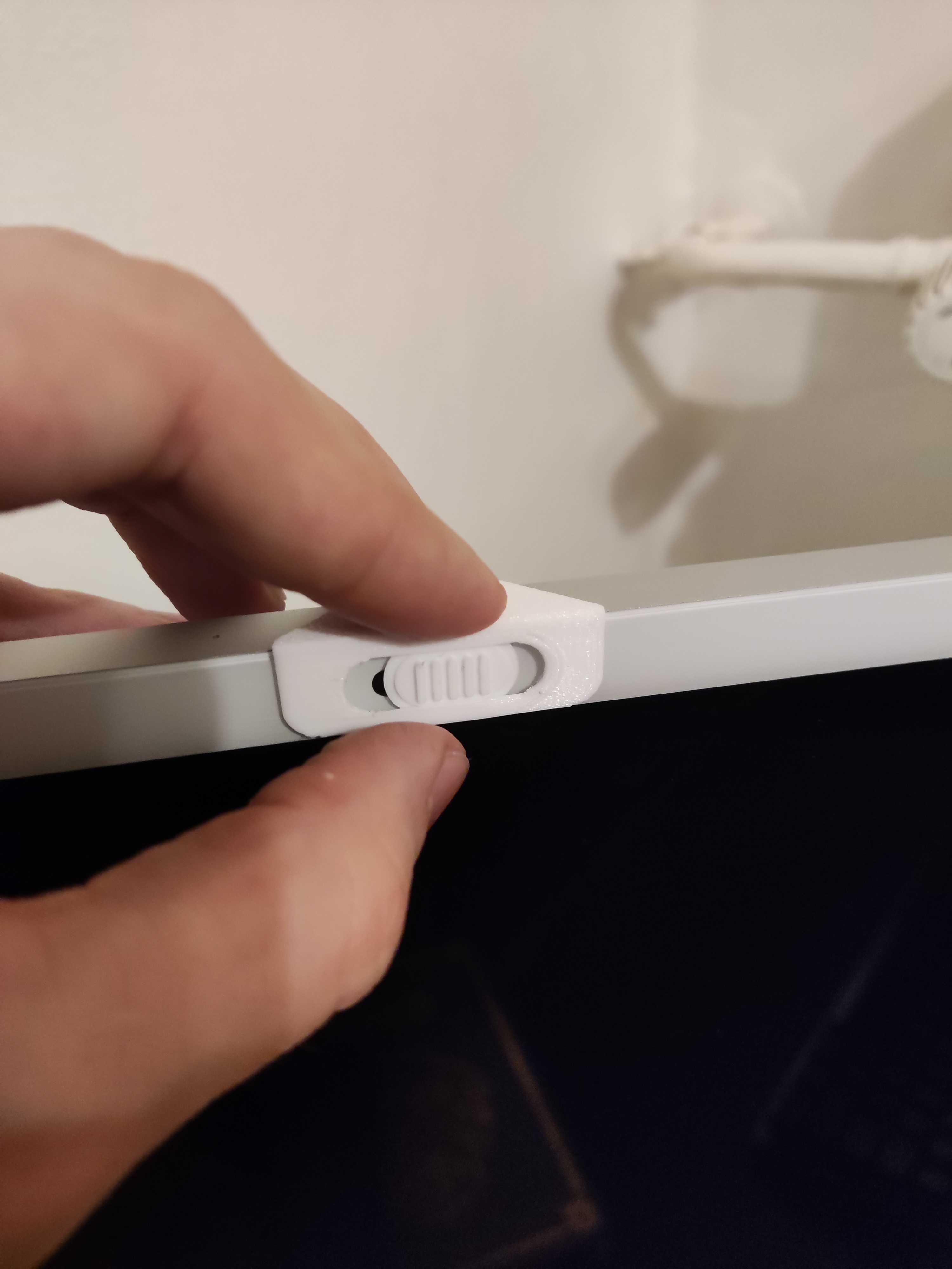 Camera Cover iMac by Michal Fekete | Download free STL model ...