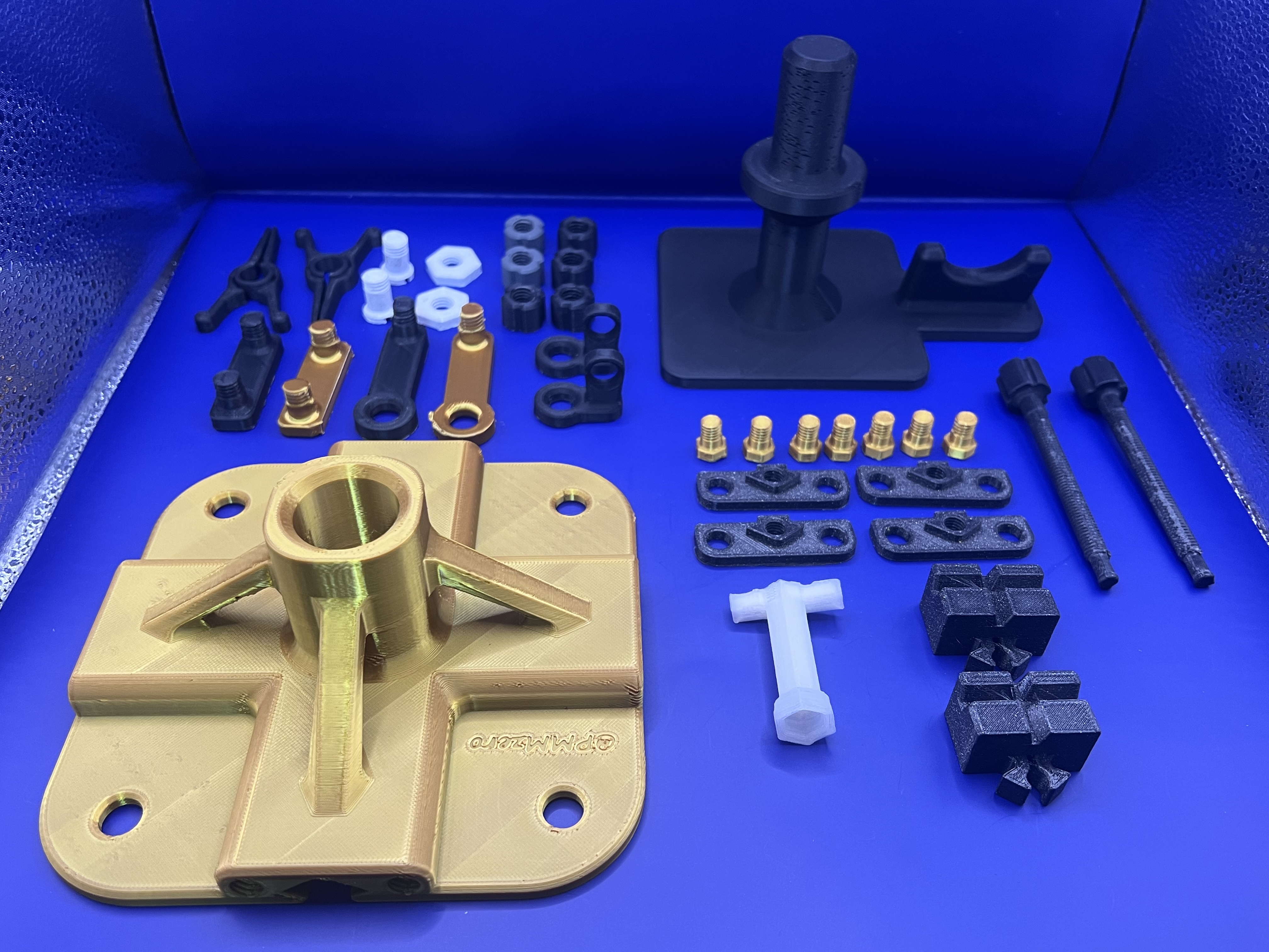 Model Turner Rotating VICE V2 Internal Winding Bolt von Peter Martin ...