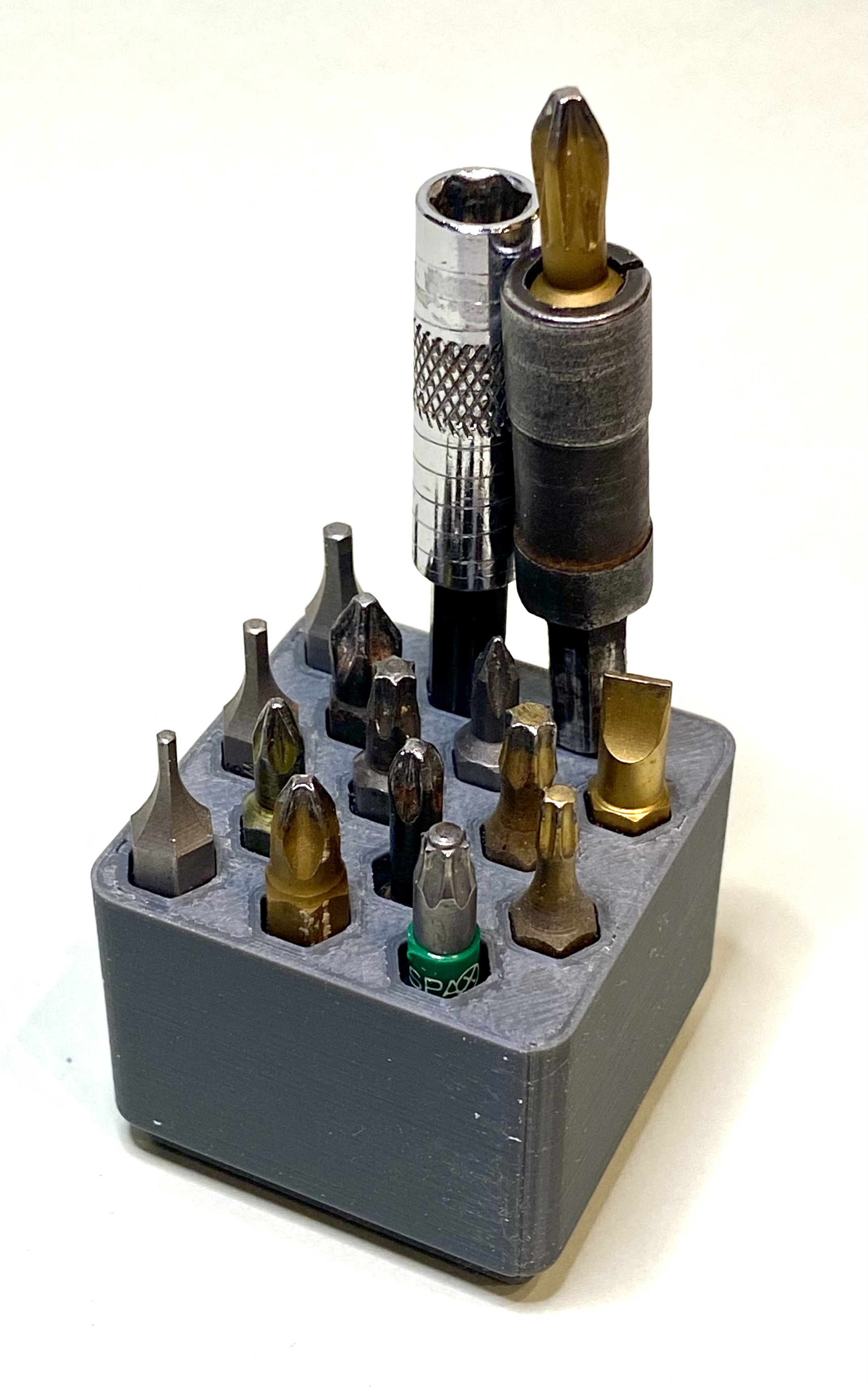 Gridfinity Box for Screwdriver Bits by Tritschi | Download free STL ...
