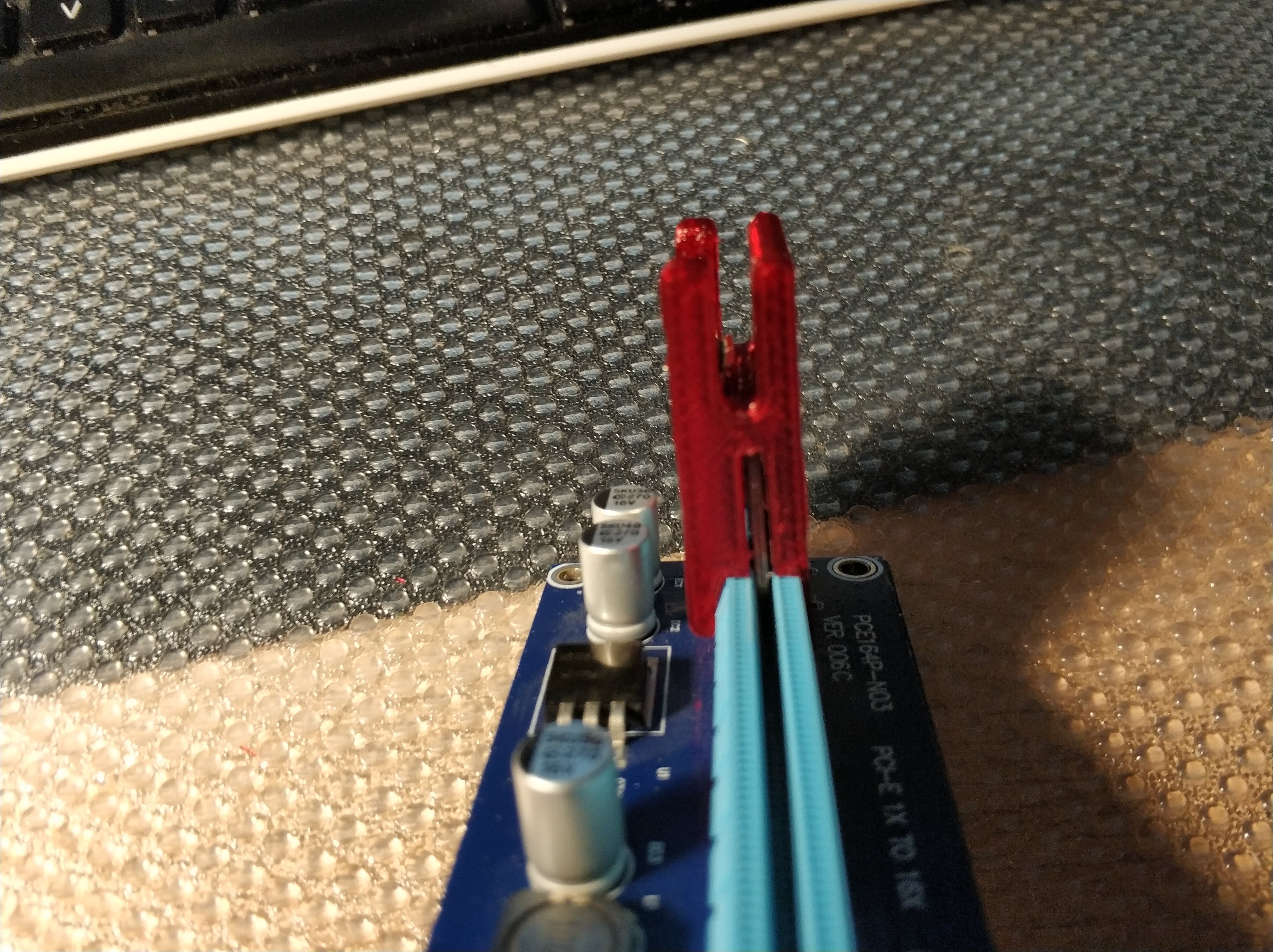 Riser-lock by nouc | Download free STL model | Printables.com