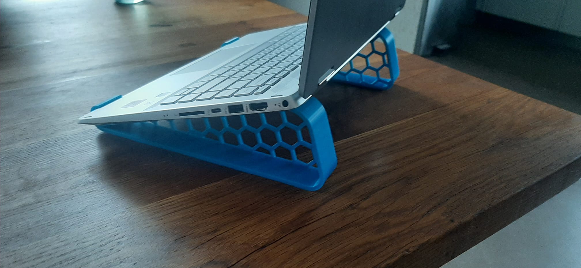 laptop stand by Dennis | Download free STL model | Printables.com