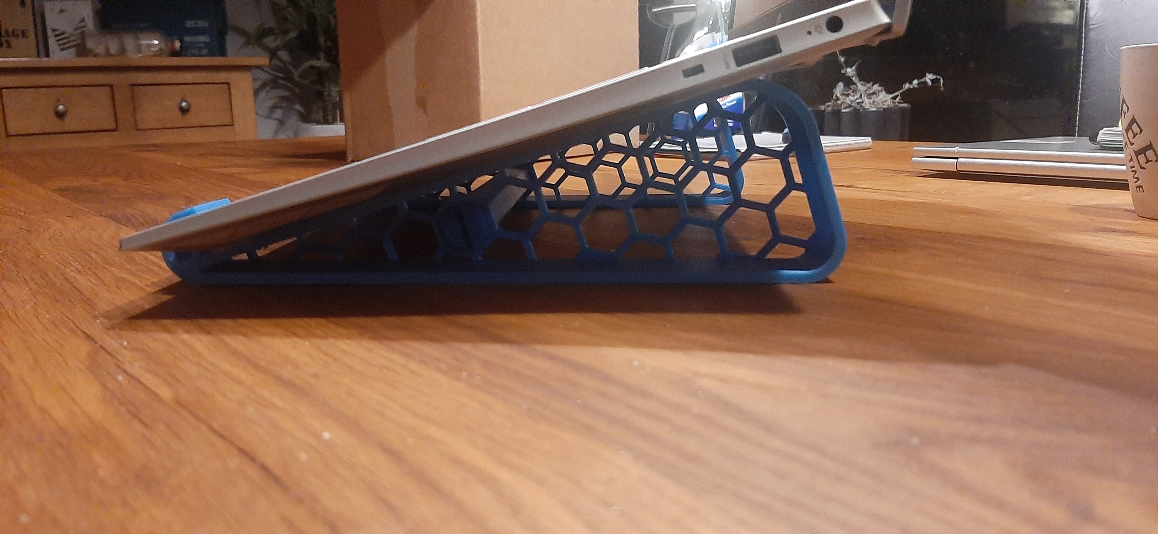 laptop stand by Dennis | Download free STL model | Printables.com