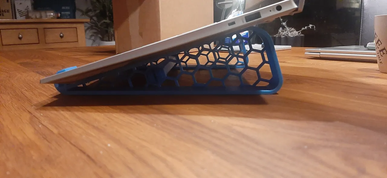 laptop stand by Dennis | Download free STL model | Printables.com