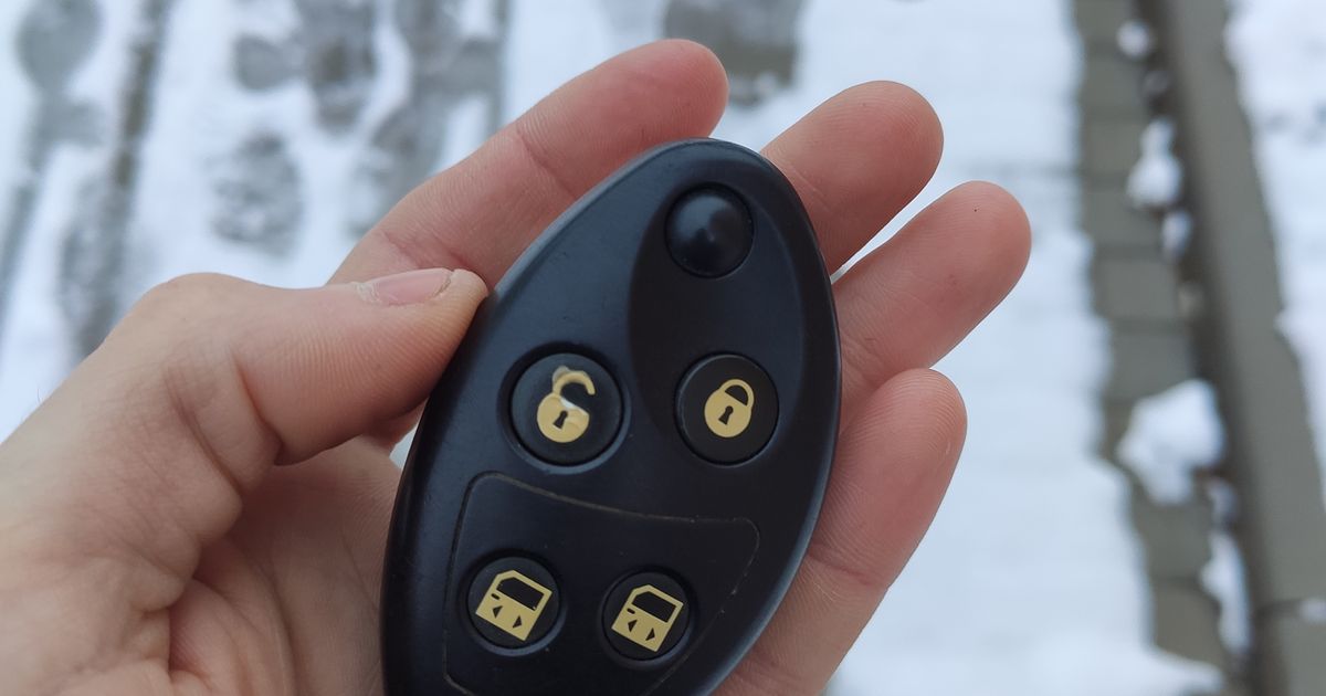 Peugeot 807 Key logo by YiMA | Download free STL model | Printables.com