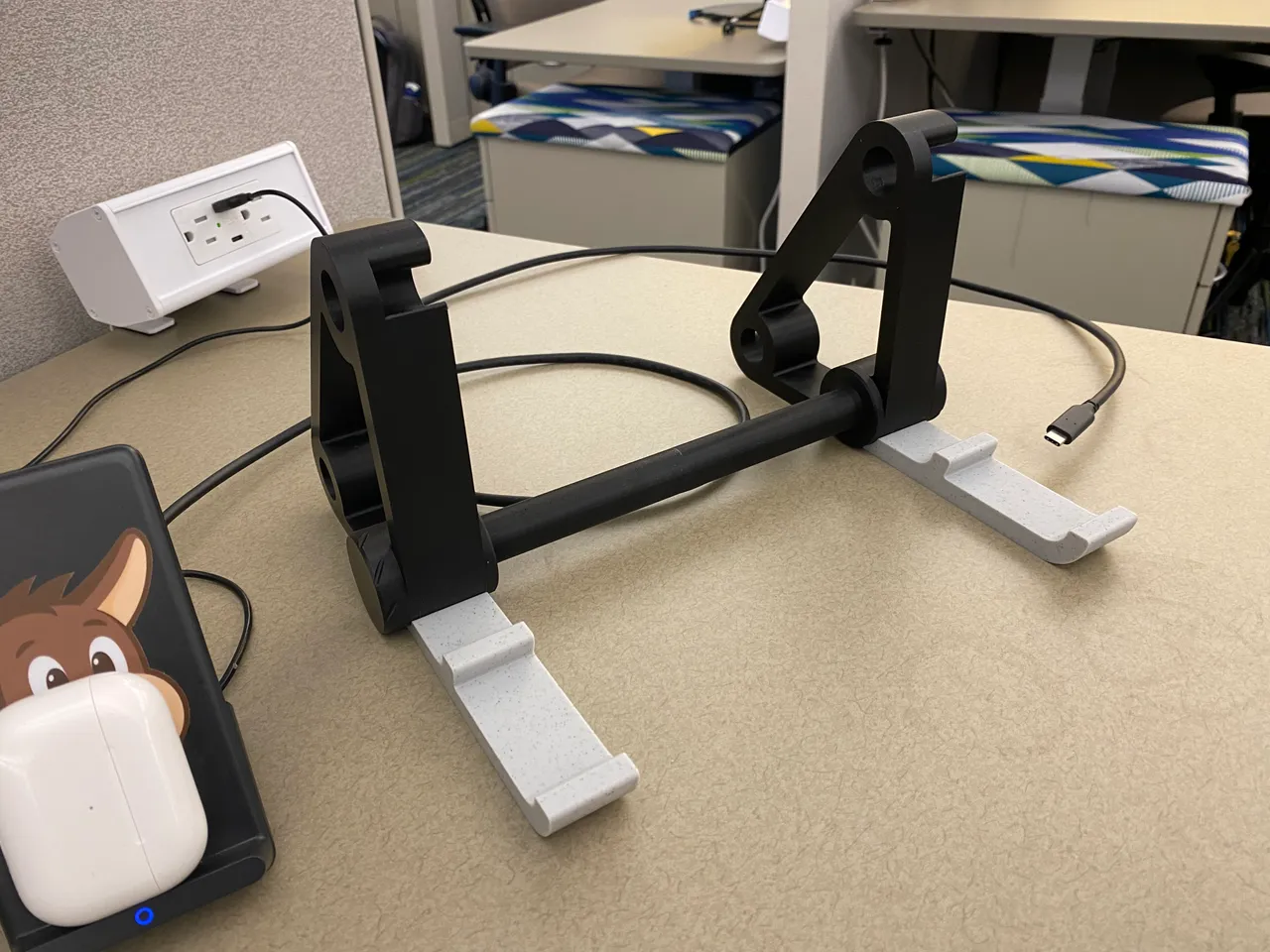 Delta Stand v2 - 3 Way Adjustable Stand by mkingery | Download free STL ...