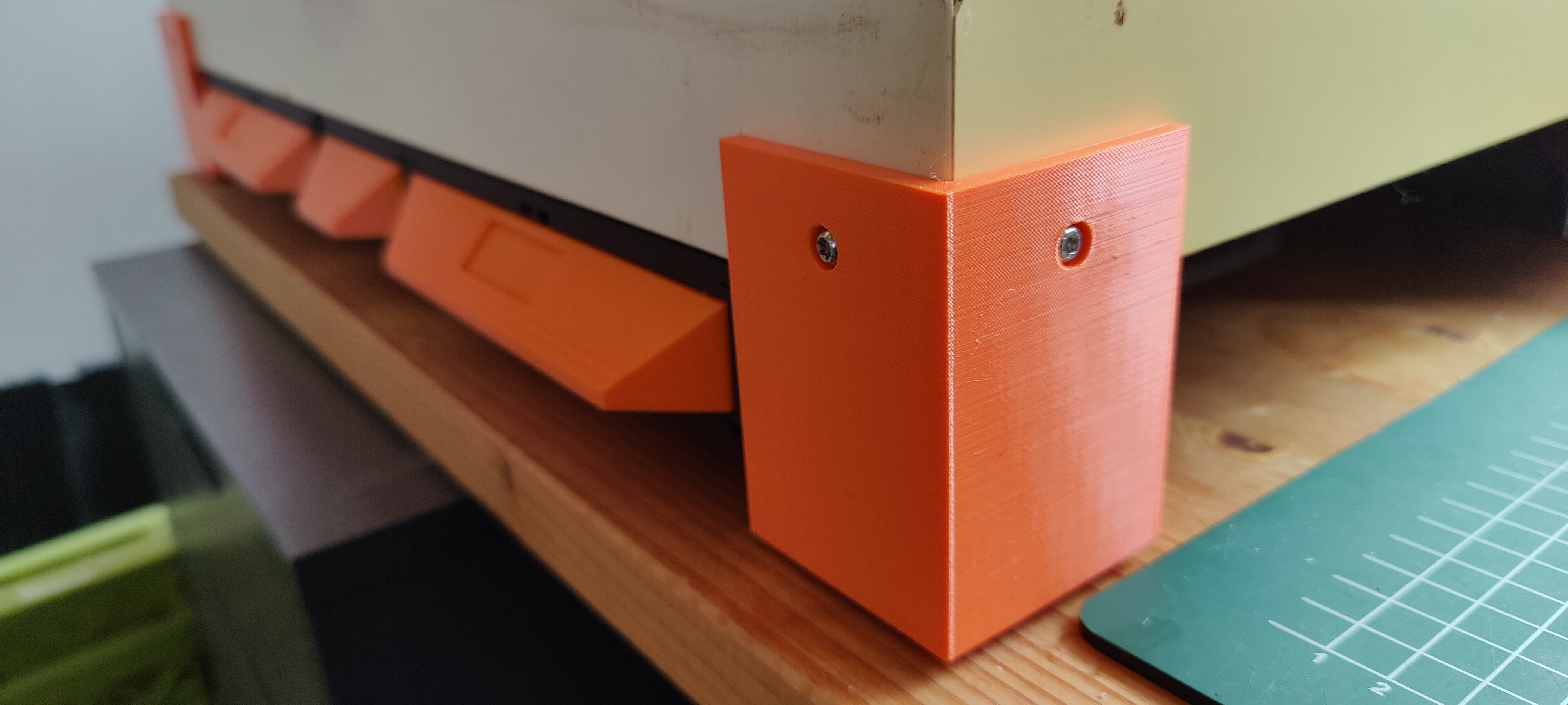 Tiny Lack Legs by Oren Ziv | Download free STL model | Printables.com