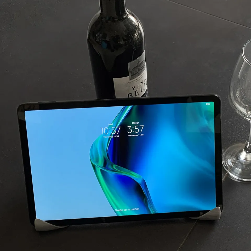 Tablet Stand "Dropped Napkin" by SleepingGiant | Download free STL ...