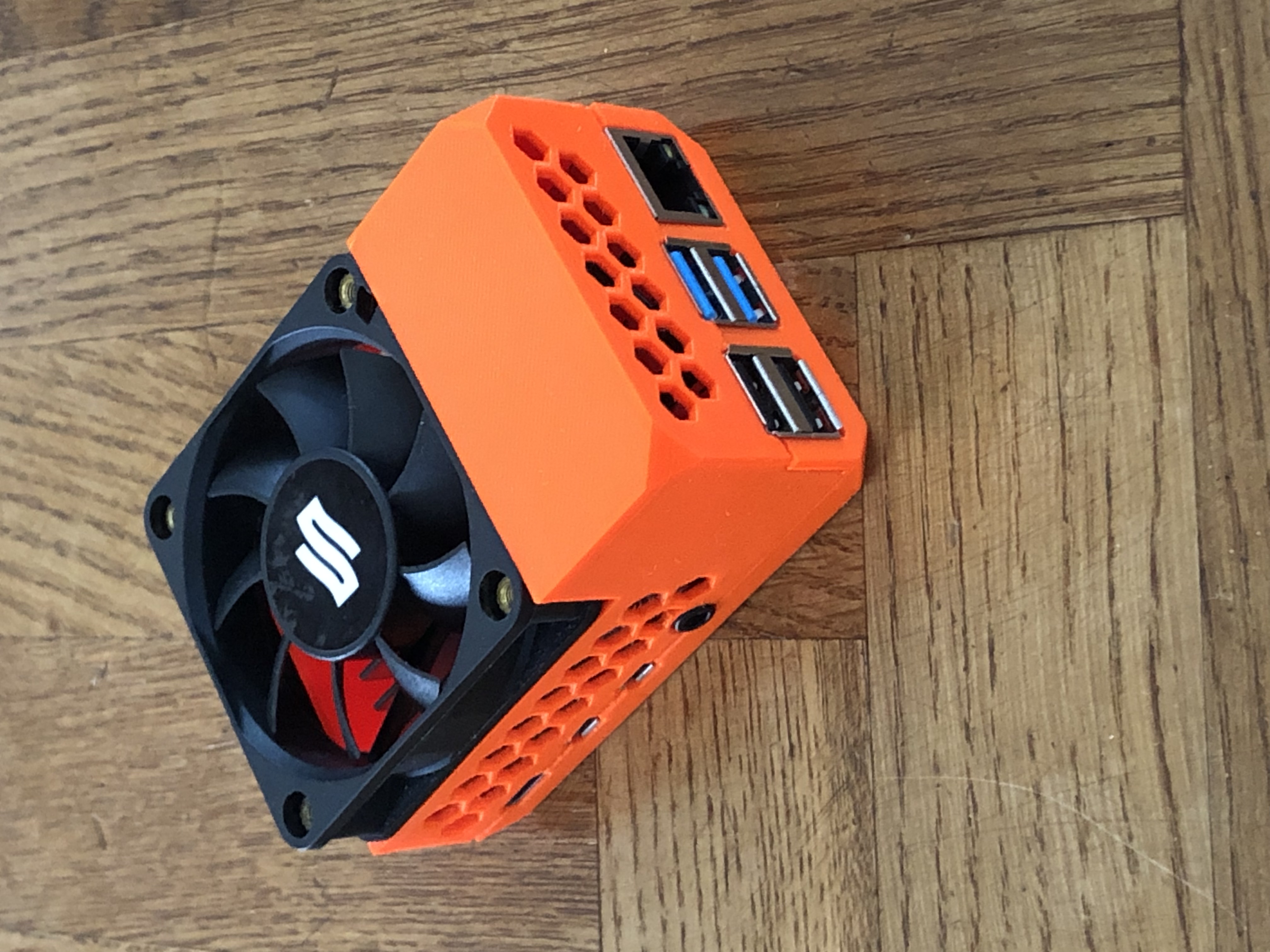 RPi 4B case by Tatatiti | Download free STL model | Printables.com