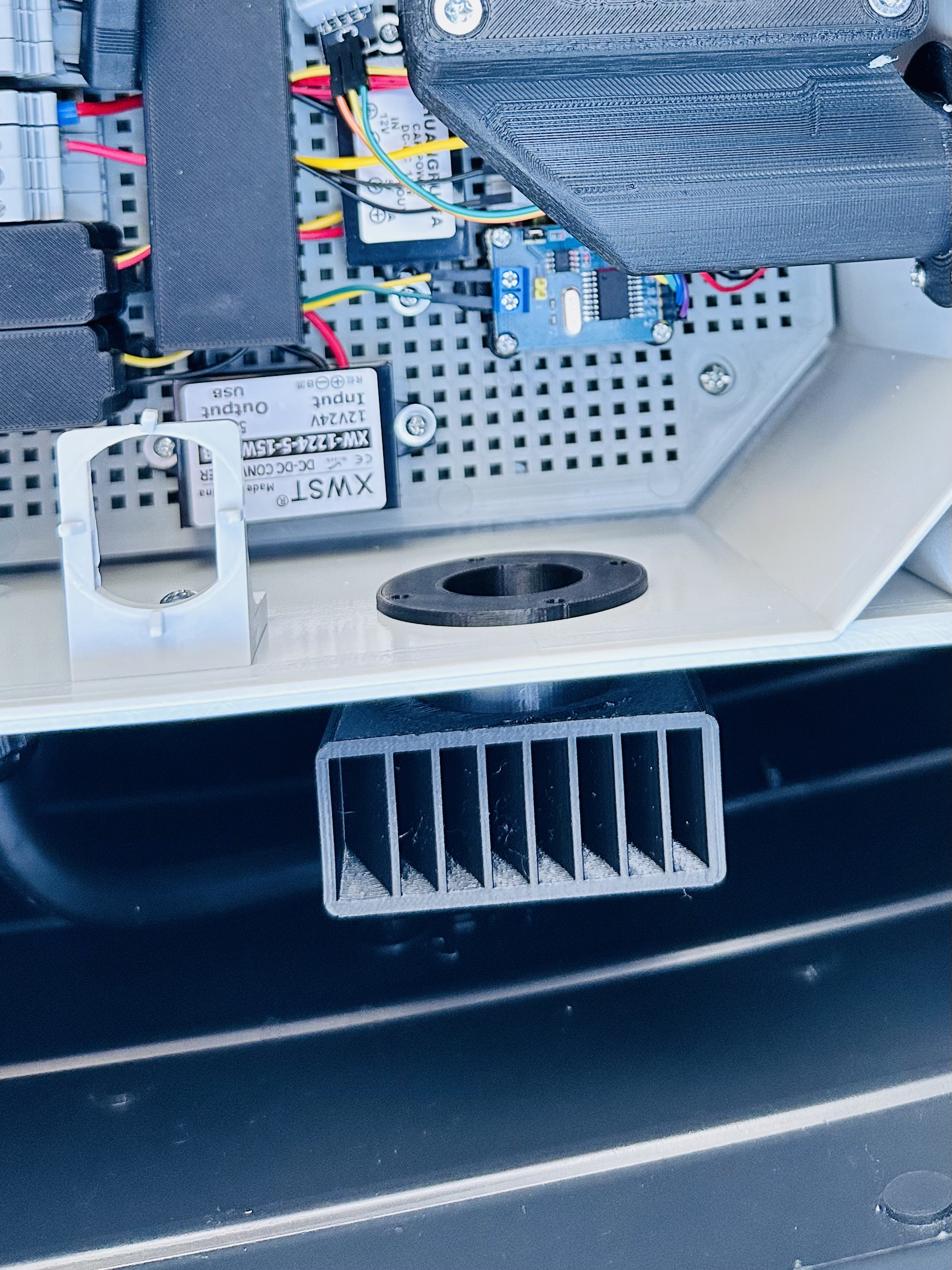 Air Outlet / Air vent by LuminiCode | Download free STL model ...