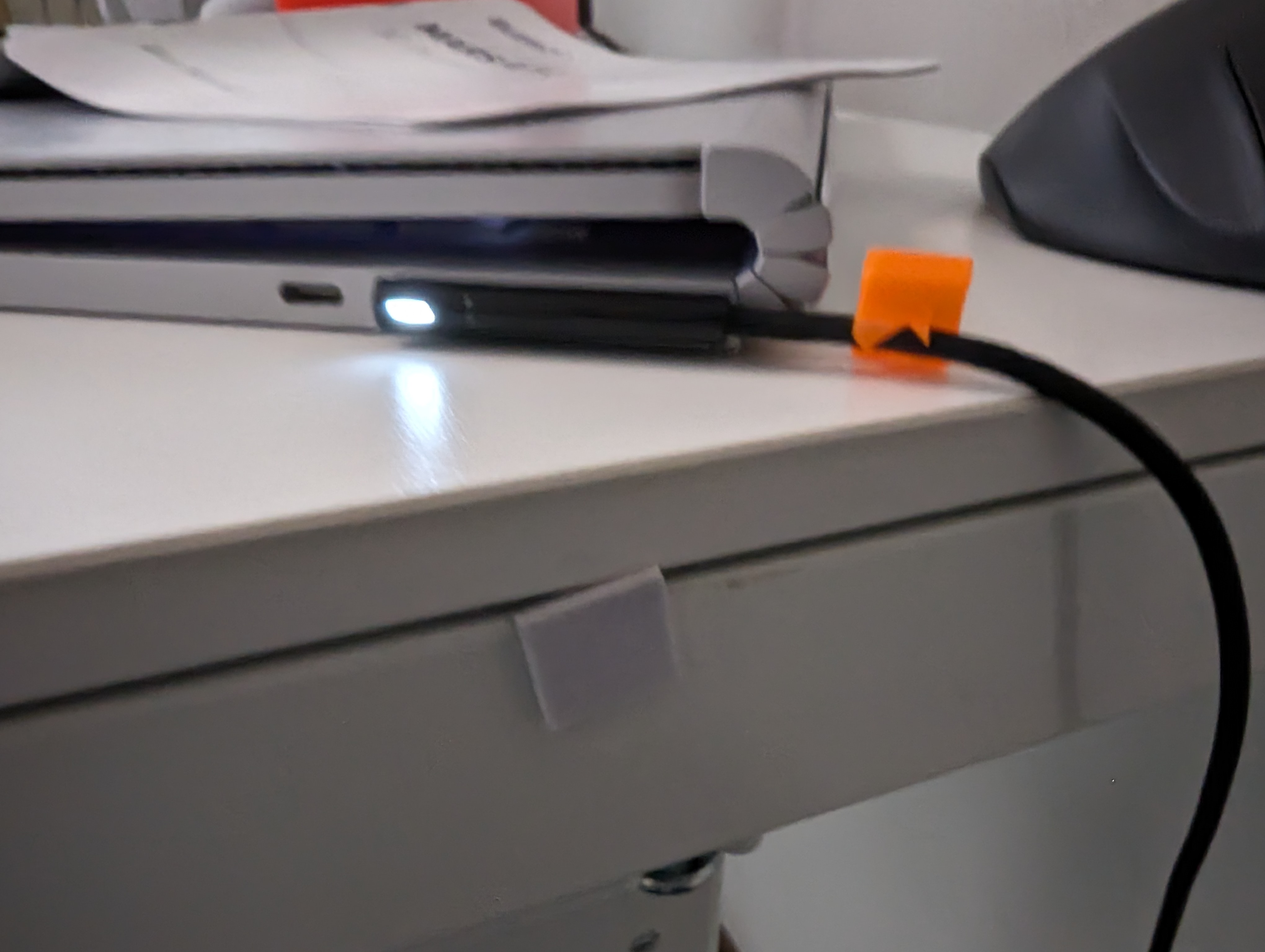Modular Cable Holder by Kickin' Prints | Download free STL model ...